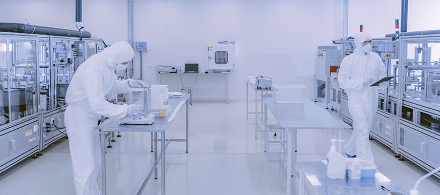 Empowering CDMOs with Contract Manufacturing Software